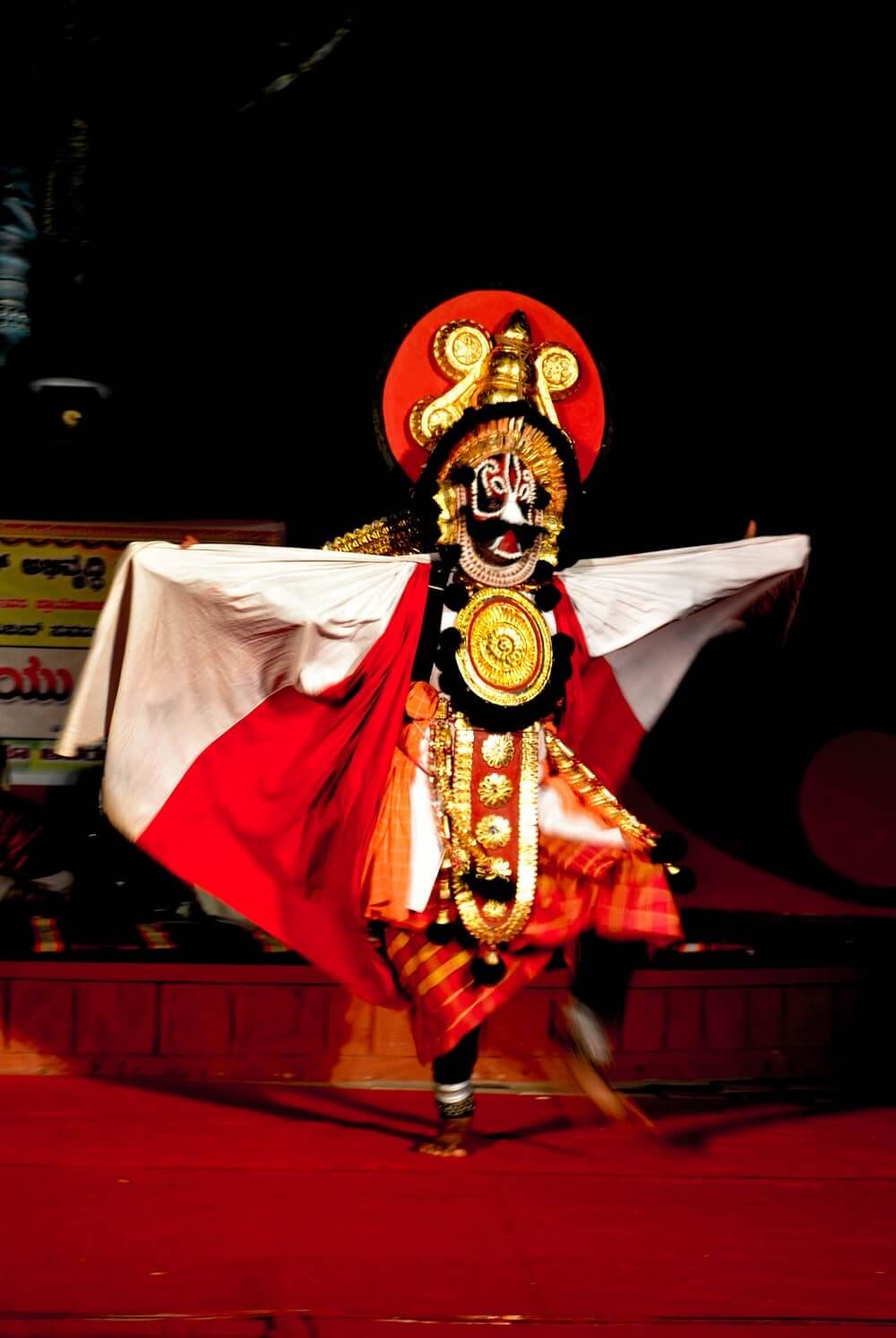 Yakshagana Dance Of Karnataka: A Traditional Theater Form You'll Love