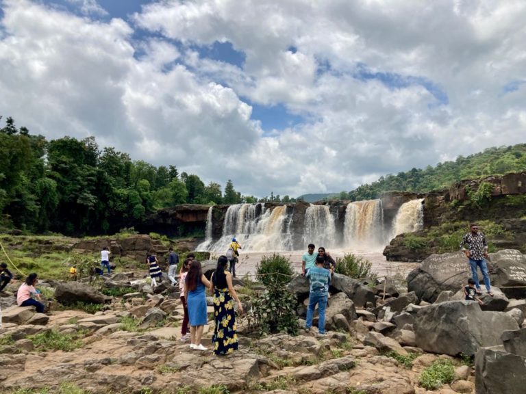 Gira Waterfalls Gujarat: One Of The Prettiest Waterfalls In India
